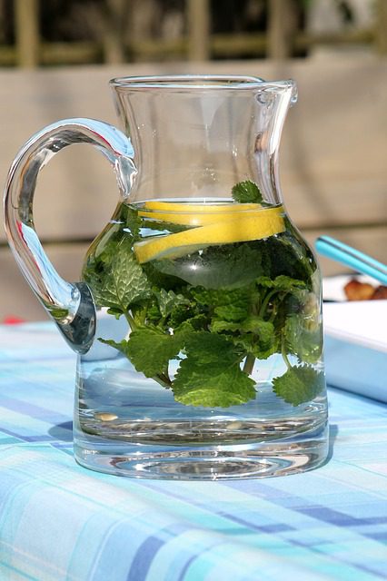 Natural Water the Natural Way - Mama's Kitchen